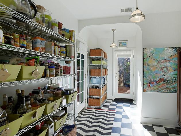 Kesha's Beach House Bliss | Lisa Johnson Mandell's At Home in Hollywood